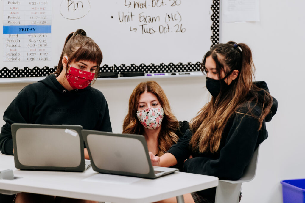 2021-2022 Experience Rundle Guide | Rundle Schools